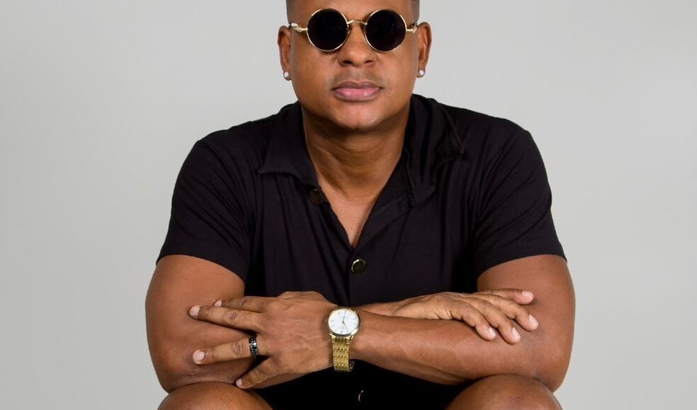 Cantor Gustavo Ultra fará show na Kamarote Aju - O que é notícia em Sergipe