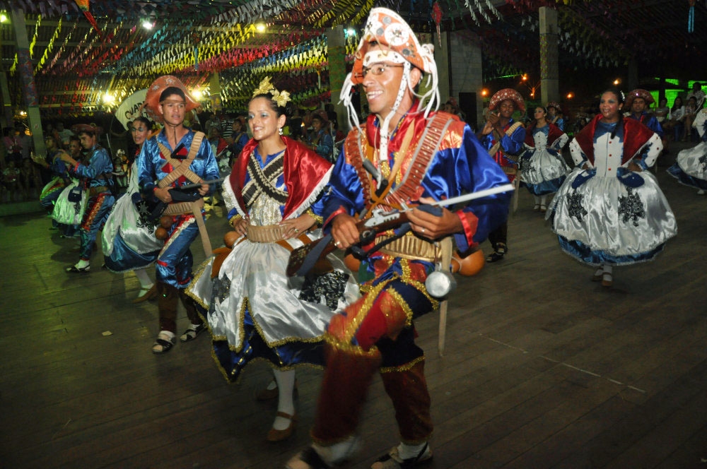 Secult lança chamamento para seleção de quadrilhas - O que é notícia em ...