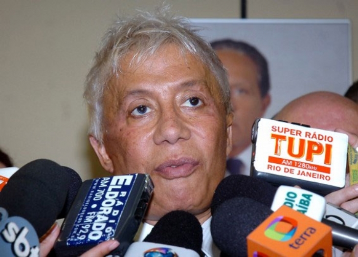 Morre o deputado Clodovil Hernandes - O que é notícia em Sergipe