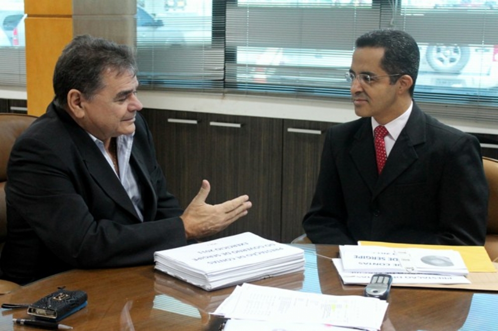 TCE recebe as contas anuais de 2011 do Governo do Estado - O que é ...